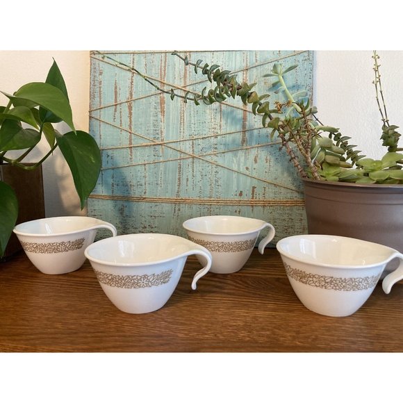 Corelle | Kitchen | Set Of 4 Vintage Corning Corelle Woodland Brown ...